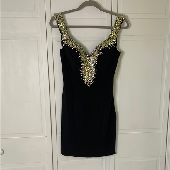 Angela & Alison | Dresses | Angela Alison Black And Beaded Sequin ...